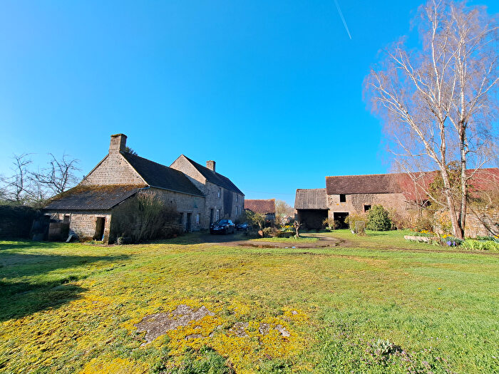 Maison 4 pièces à Montreuil-au-Houlme, à vendre