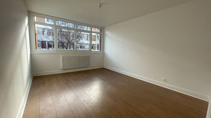 Appartement à louer - Maroc, Champigny-sur-Marne - 3 pièces - 2 chambres