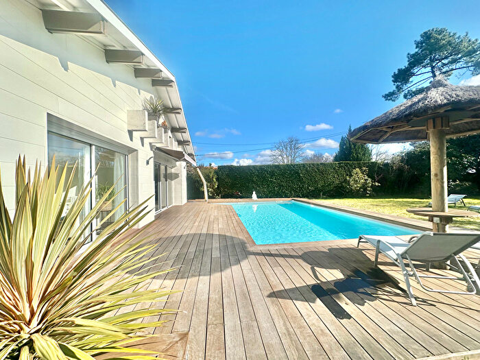 Maison à vendre - Gujan-Mestras, La Hume, Plage - 5 pièces - 4 chambres