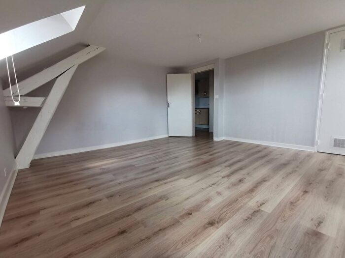 Appartement à louer - Limoges - 3 pièces - 2 chambres