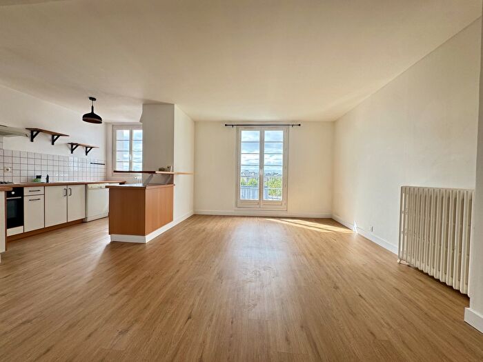 Quartiers Nord-Est, Jeanne d'Arc : Appartement 3 pièces à vendre