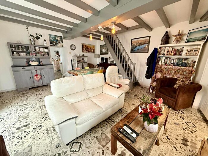 Maison à vendre - Meursac - 4 pièces - 2 chambres