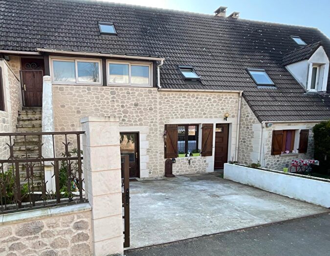 Maison à vendre - Creil, Les Cavées - 9 pièces - 6 chambres