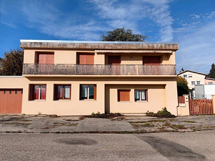 Appartement à louer - La Côte-Saint-André - 5 pièces - 4 chambres