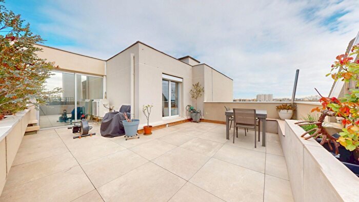 Appartement à vendre - Lyon e , Gerland - 4 pièces - 3 chambres