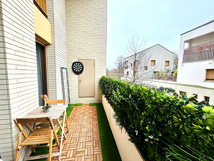 Appartement à vendre - Romainville, Centre-ville - 2 pièces - 1 chambre