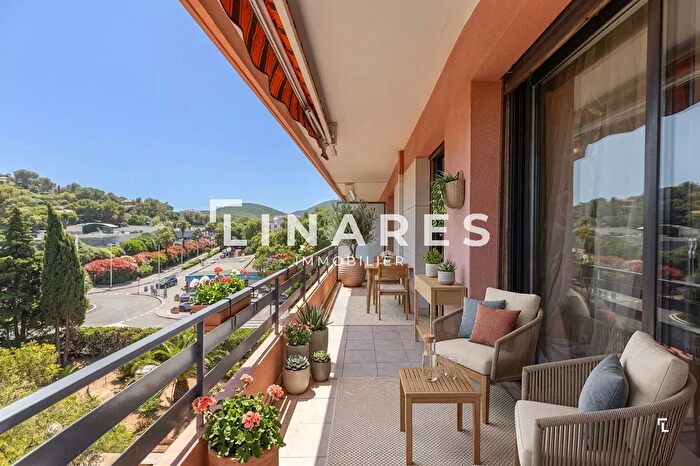 Appartement 3 pièces à vendre - Cavalaire-sur-Mer, Centre-ville