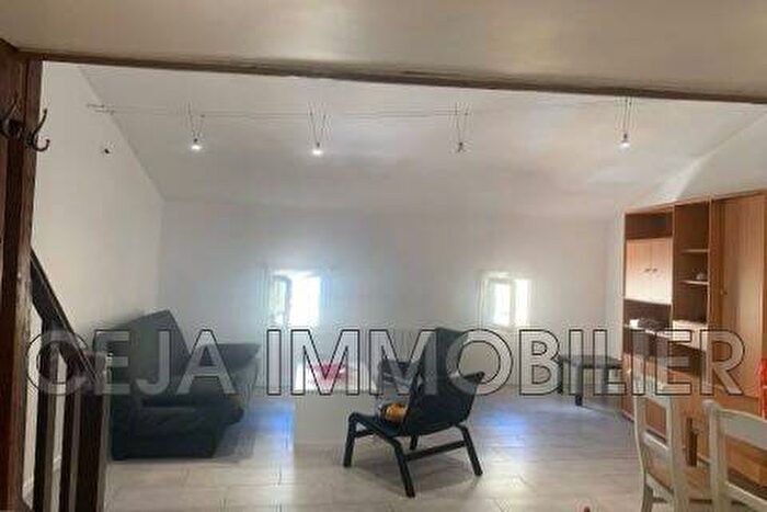 Appartement à louer - Centre Ancien, Draguignan - 1 pièce