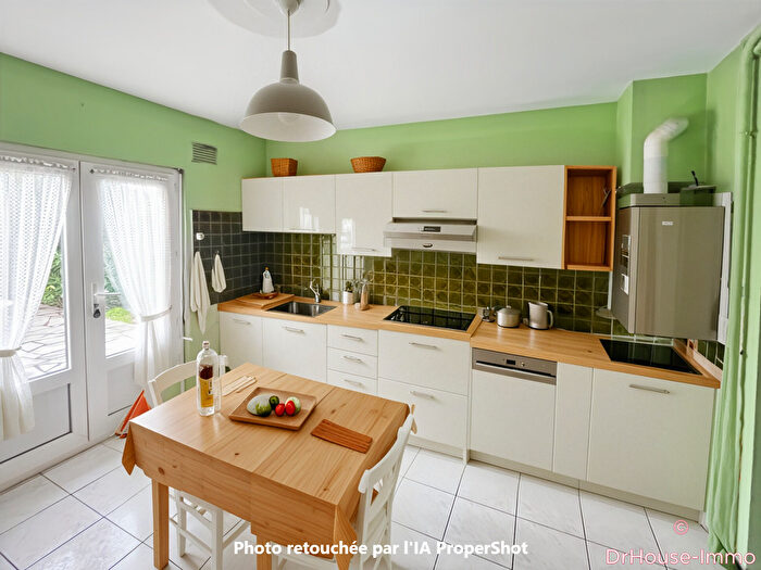 Maison à vendre - Linars - 5 pièces - 4 chambres