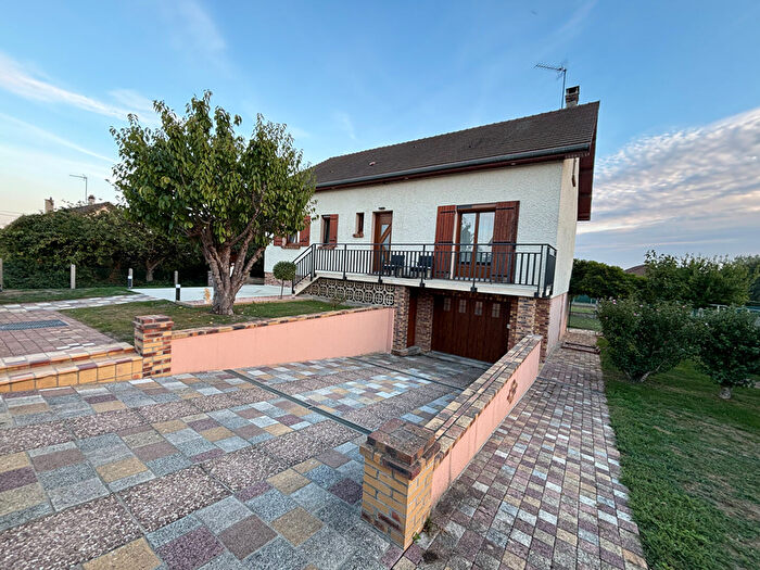 Maison 6 pièces à vendre à Berthecourt