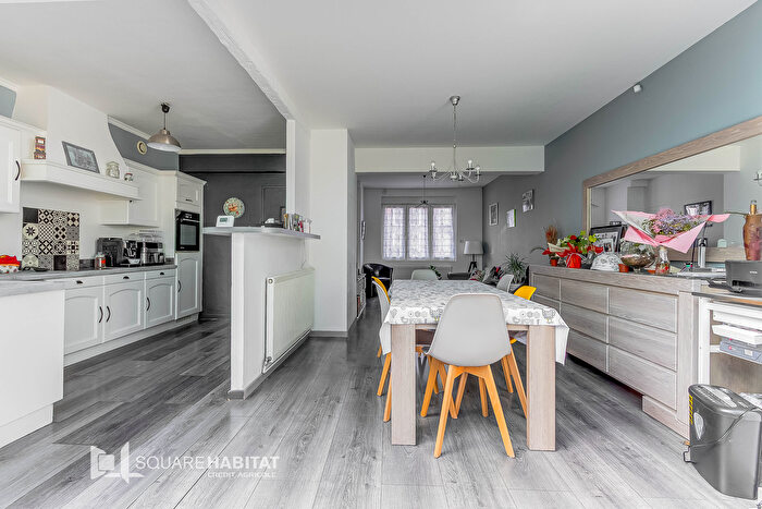 Maison à vendre - Lezennes - 4 pièces - 3 chambres
