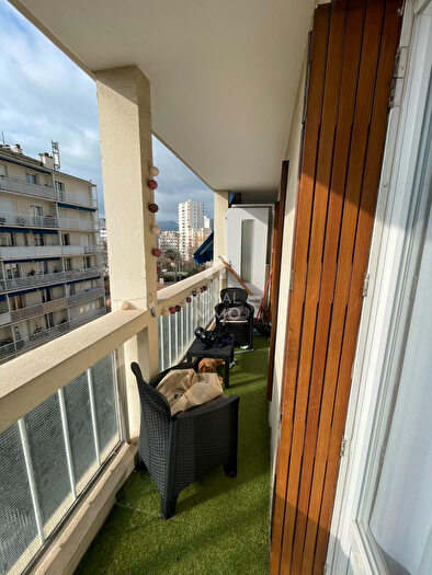 Appartement à vendre - Toulon, Aguillon - 3 pièces - 2 chambres