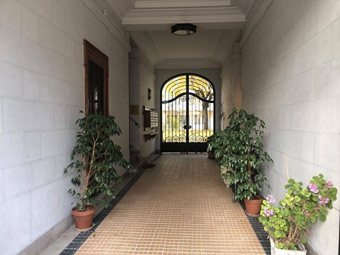 Appartement à louer - Brotteaux, Lyon ème arrondissement - 4 pièces - 2 chambres