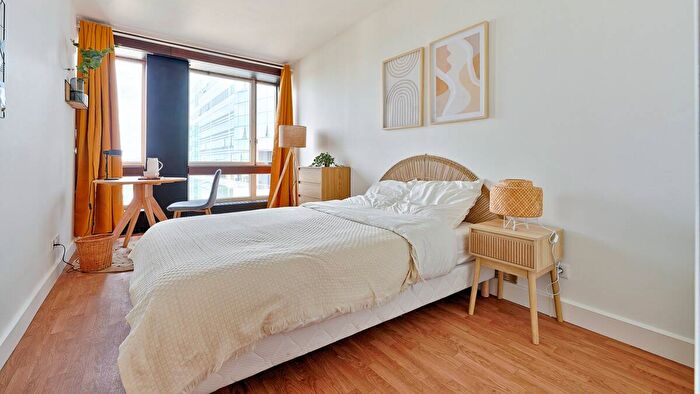 Pasteur Montparnasse, Paris 15ème arrondissement : Appartement 1 pièce à louer