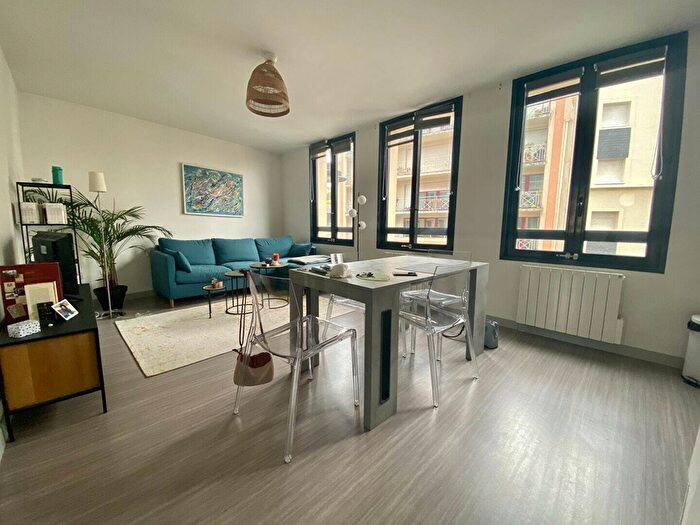 Appartement à louer - Centre Ville-Cathédrale, Évreux - 2 pièces - 1 chambre