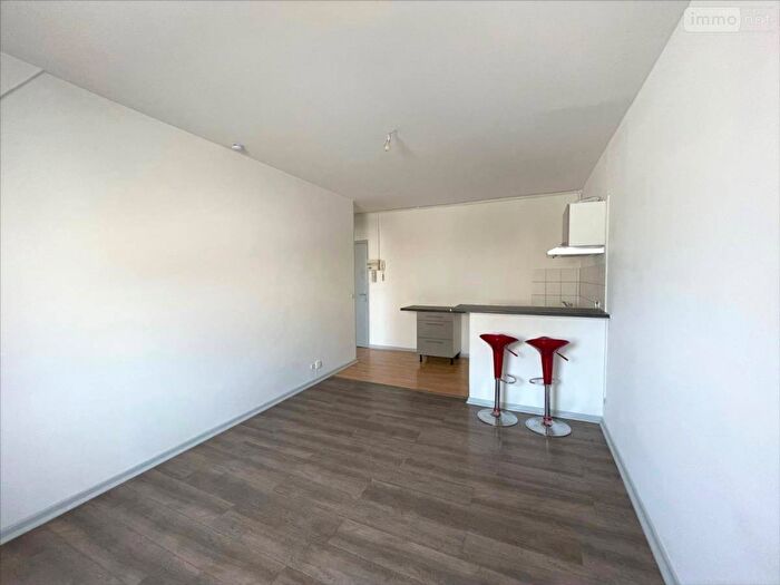 Appartement à louer - Centre Ville, Reims - 2 pièces - 1 chambre