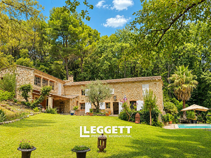 Maison 5 pièces à Grillon, à vendre