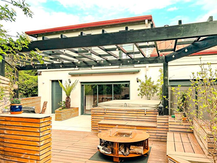 Gelos - Maison 5 pièces à vendre