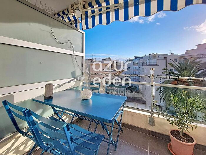 Appartement à vendre - Cannes, Pointe Croisette - 2 pièces - 1 chambre