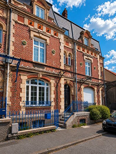 Noyon : Maison 7 pièces à vendre