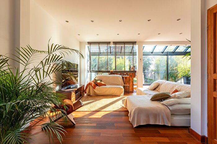 Maison à vendre - Sartrouville, Les Dix Arpents - 8 pièces - 5 chambres