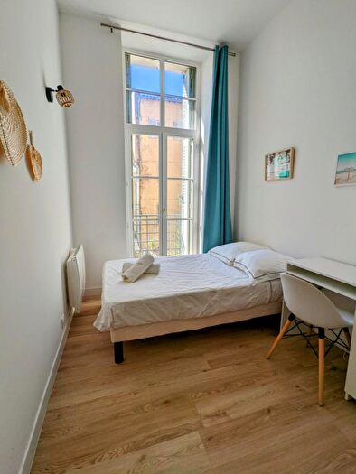 Appartement à louer - Marseille er , Belsunce - 5 pièces - 1 chambre