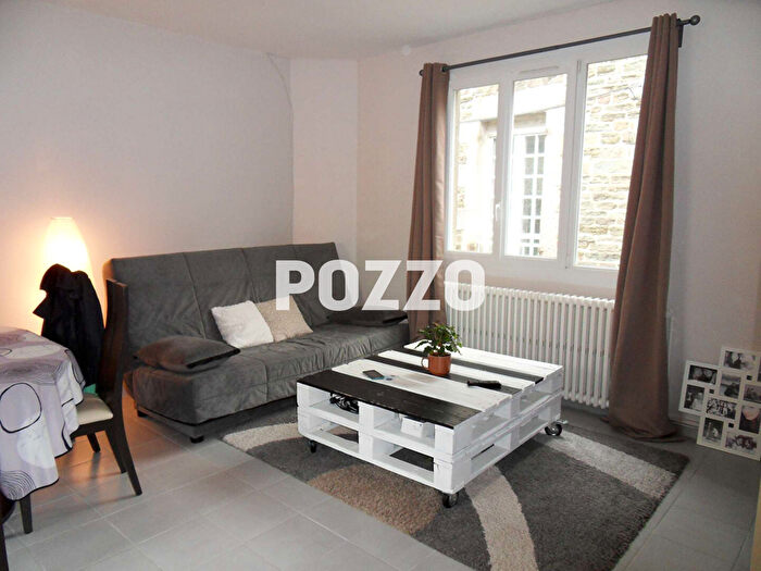 Villedieu-les-Poêles : Appartement 3 pièces à louer