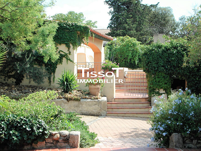 Maison à vendre - Mus - 11 pièces - 8 chambres