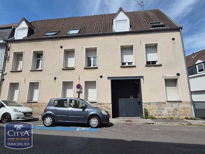 Saint-Amand-les-Eaux, Centre-ville : Appartement 3 pièces à louer