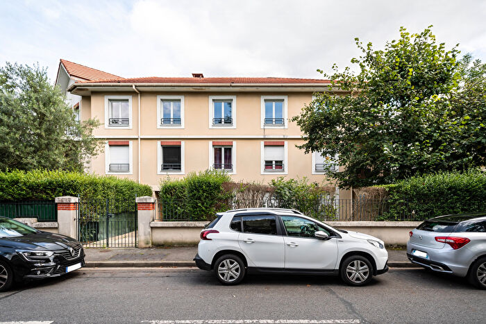 Appartement à vendre - Le Plessis-Trévise, Marbeau, Coeuilly - 3 pièces - 2 chambres