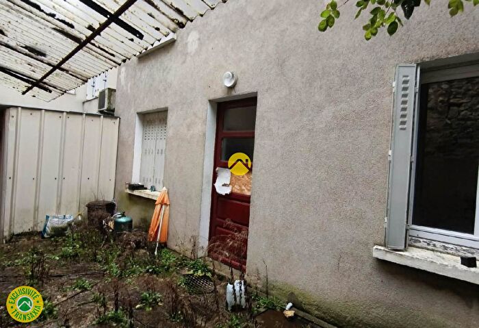 Maison à vendre - Argenton-sur-Creuse - 6 pièces - 4 chambres