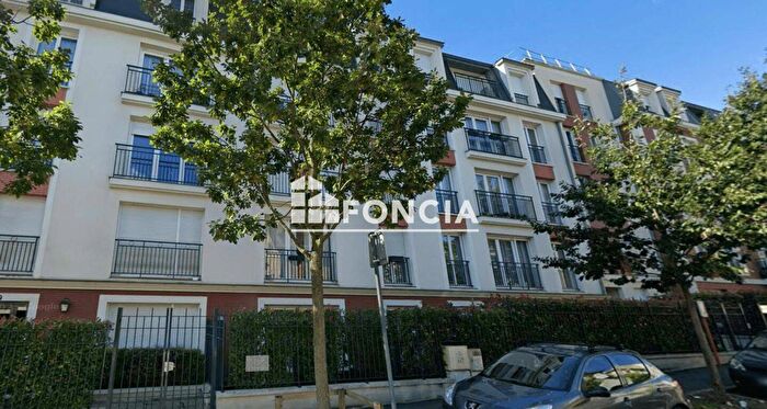 Plaisance-Boulevard de Strasbourg, Nogent-sur-Marne : Appartement 5 pièces à louer