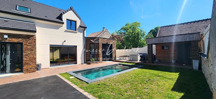 Maison 6 pièces à vendre à Le Val-Saint-Germain