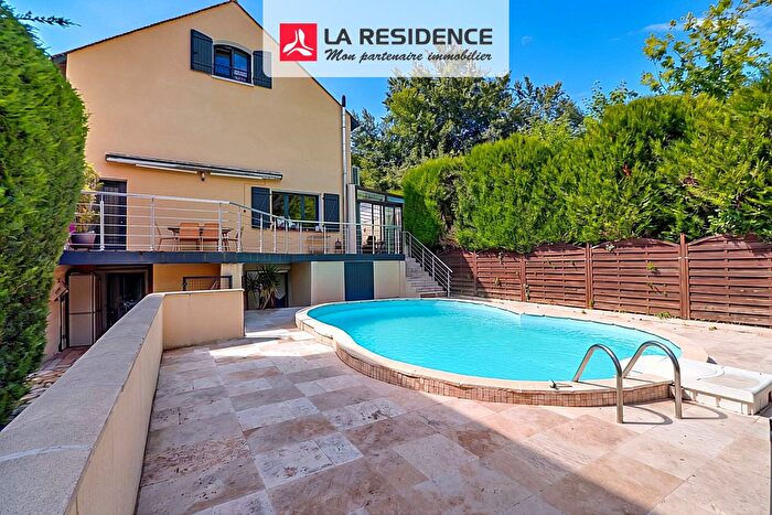 Maison 5 pièces à Bougival, à vendre
