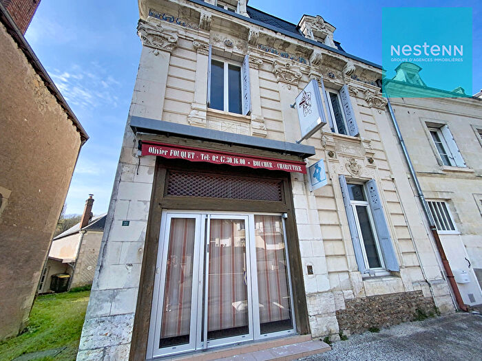 Maison à vendre - Saint-Ouen-les-Vignes - 7 pièces - 4 chambres