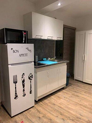 Fontcouverte, Avignon - Appartement 1 pièce à louer