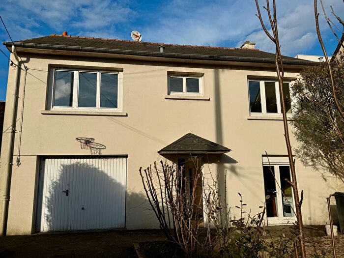 Maison à vendre - Quartiers Sud-Est, La Poterie - 6 pièces - 5 chambres