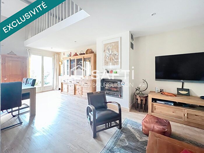 Maison à vendre - Le Thor - 7 pièces - 6 chambres