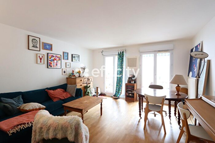 Appartement à vendre - Lyon e , Monchat - 3 pièces - 2 chambres