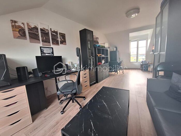 Montereau-Fault-Yonne, Ville basse - Appartement 2 pièces à vendre