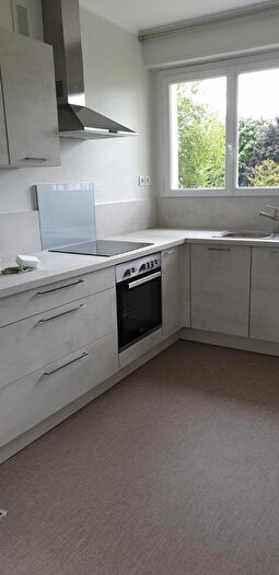 Laval, Pavement : Appartement 3 pièces à louer