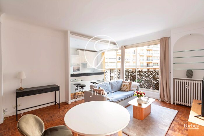 Appartement 2 pièces à Paris 16ème, Muette-Nord, Trocadéro, à vendre