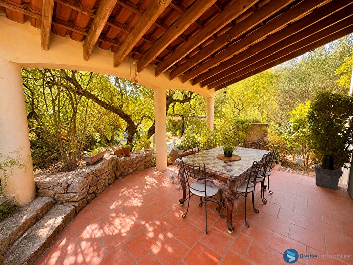 Maison 5 pièces à vendre - Le Revest-les-Eaux