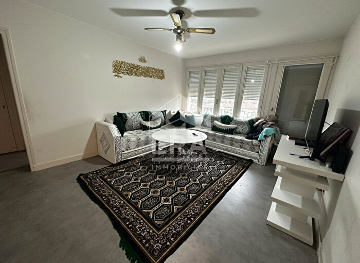 Appartement 4 pièces à Séméac, à vendre