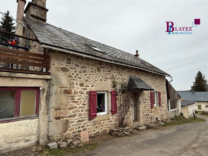 Maison à vendre - Saint-Germain-Lavolps - 5 pièces