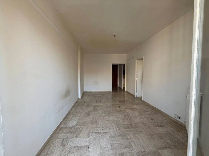 Appartement 1 pièce à Le Port, Nice, à louer