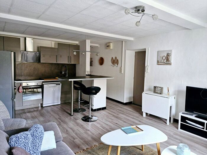 Appartement à louer - Courthézon - 2 pièces - 1 chambre