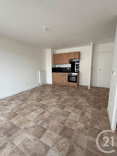 Appartement à louer - Coulommiers, Chemin de Fer - 2 pièces - 1 chambre