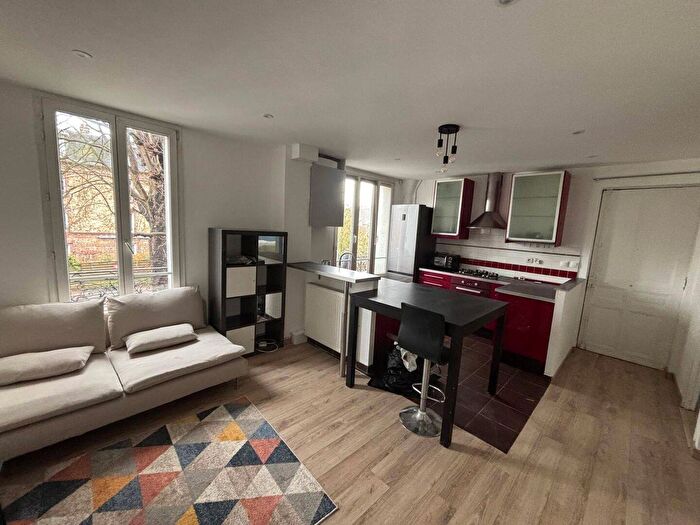 Appartement à louer - Ermont - 3 pièces - 2 chambres