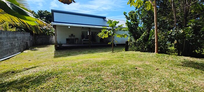 Maison à vendre - Sainte-Rose, Piton Sainte-Rose - 3 pièces - 2 chambres